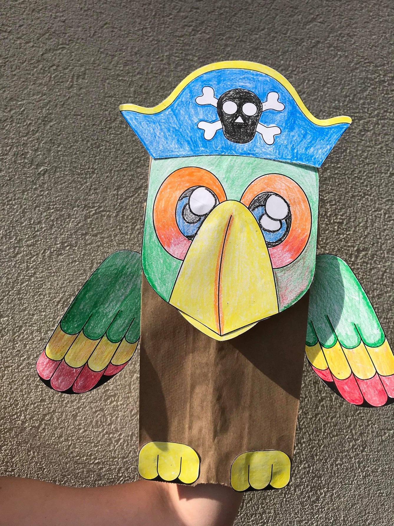 How to make a pirate parrot, ARRRR! (from the Little Dreamers club Pir
